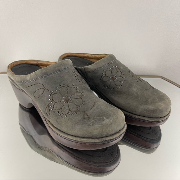 Ariat | Shoes | Ariat Womens Grey Green Suede Leather Floral Stitchwork ...